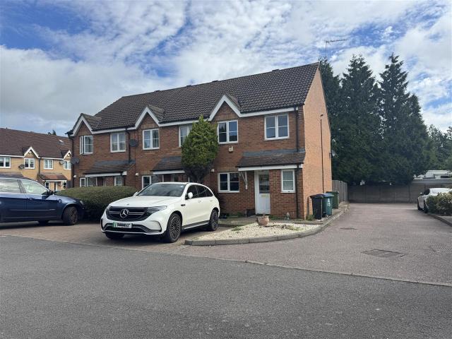 House at Derwent Close, Watford