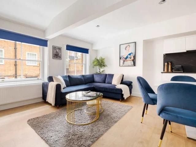 House at Devonshire Mews West, City of Westminster