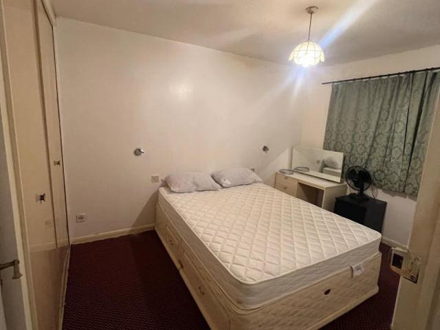 House at Dobson Road, Crawley