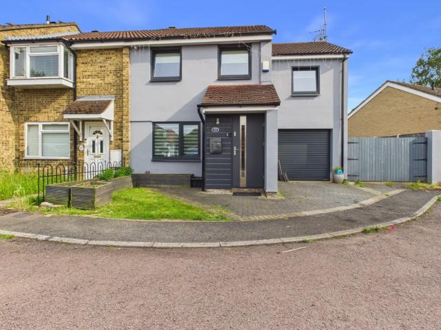 House at Dore Close, Northampton
