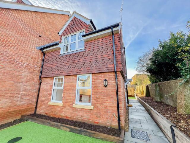 House at Dorset Road South, Rother