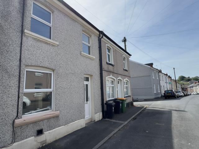 House at Dos Road, Newport