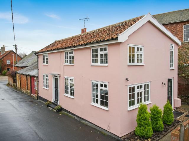 House at Dove Lane, Mid Suffolk