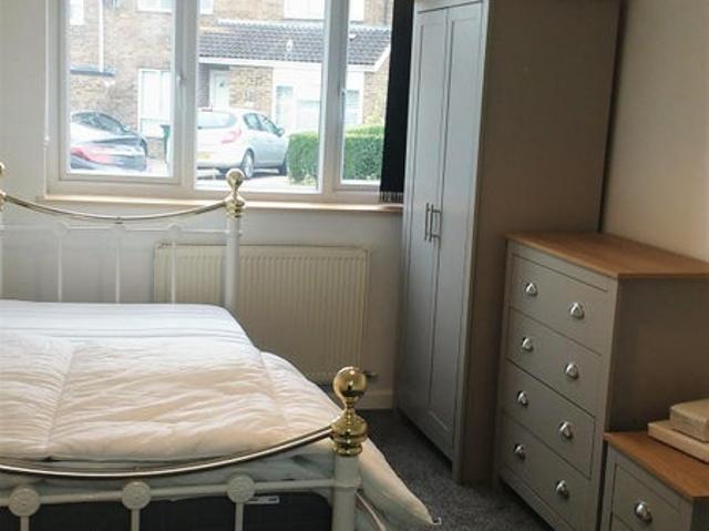 House at Dovedale Crescent, Crawley