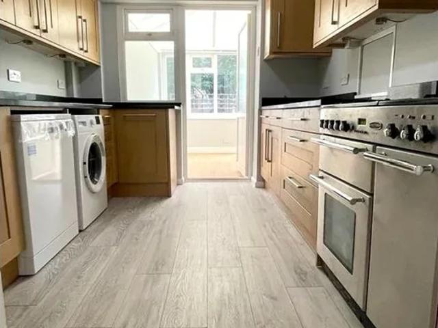 House at Down Road, Greater London
