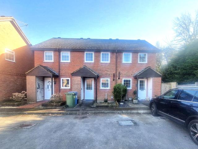 house at Droitwich Close, Bracknell