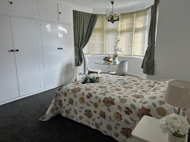 House at Draycott Avenue, Greater London