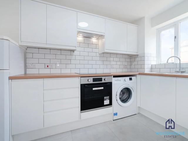 House at Draycott Close, Greater London