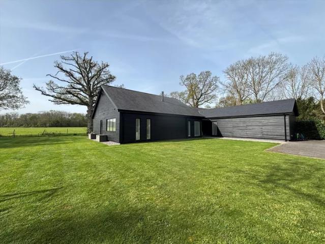 House at Drift Road, White Waltham