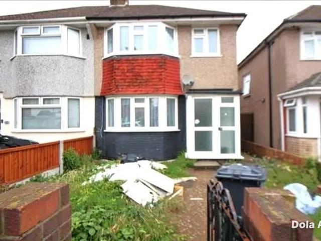 House at Dunbar Avenue, Greater London