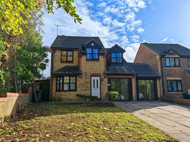 House at Dunsford Close, Swindon