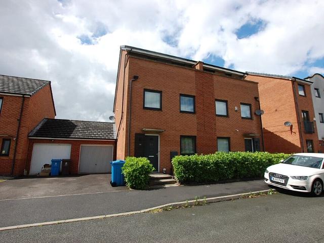 House at Dunster Close, Chadderton