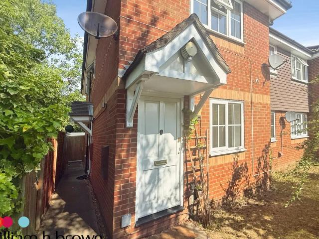 House at Dudley Close, Grays