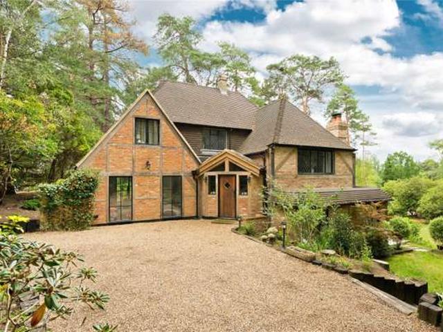 House at Dukes Covert, Surrey Heath