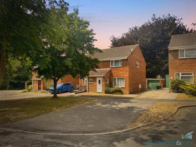 House at Ealham Close, Ashford