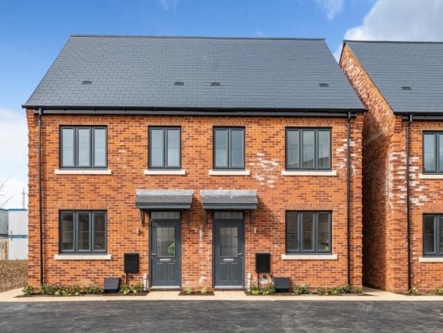 House at East Castle Street, Cherwell District