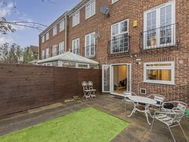 House at East End Road, Greater London
