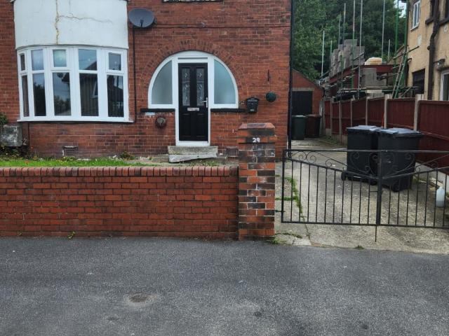 House at Easterly Avenue, Leeds