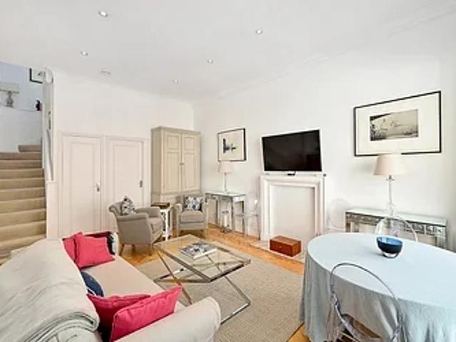 House at Eaton Terrace Mews, City of Westminster