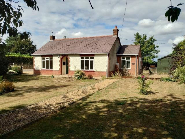 House at Eaugate Road, South Holland