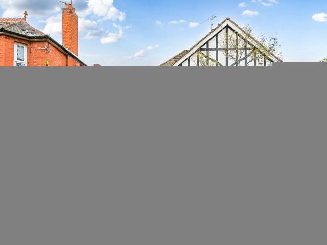 House at Edward Avenue, Surrey Heath