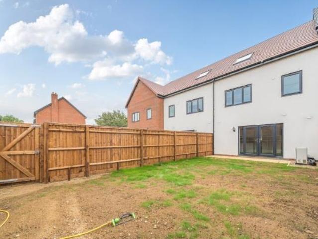 House at Eighth Avenue, Luton