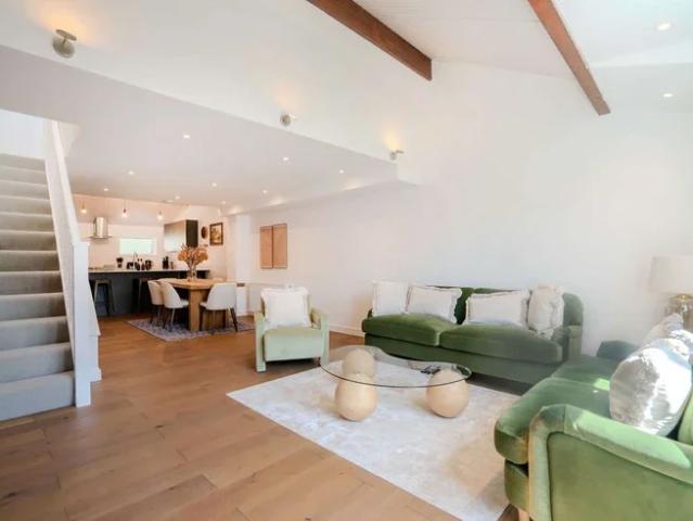 House at Elm Grove, Greater London
