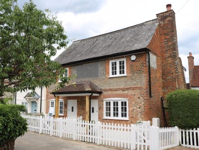 House at Elm Road, Penn