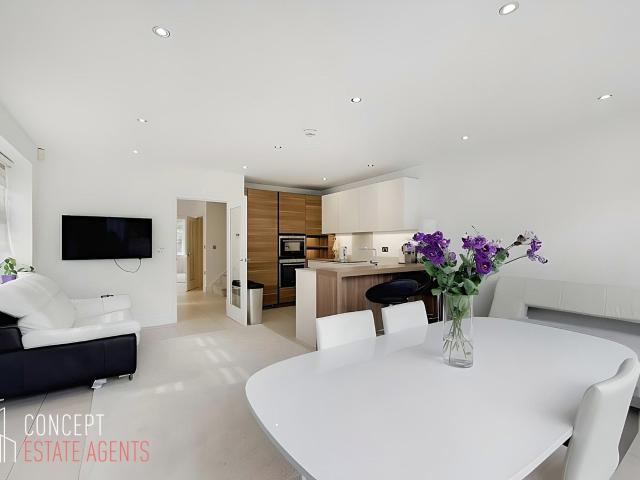 House at Emerald Square, Greater London