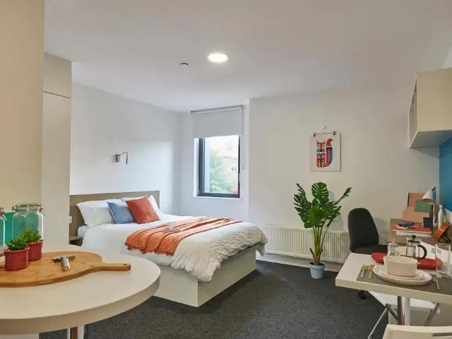 House at Empire Way, Greater London