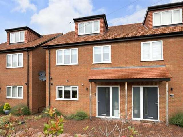 House at Esher Road, Elmbridge