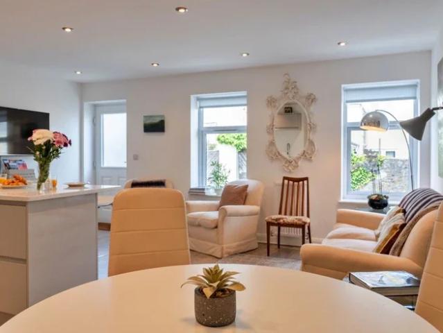 House at Essa Road, Saltash