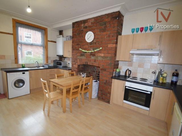 House at Estcourt Avenue, Leeds