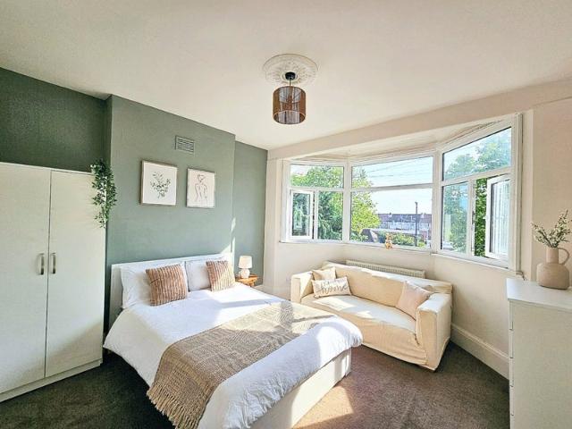 House at Estreham Road, Greater London