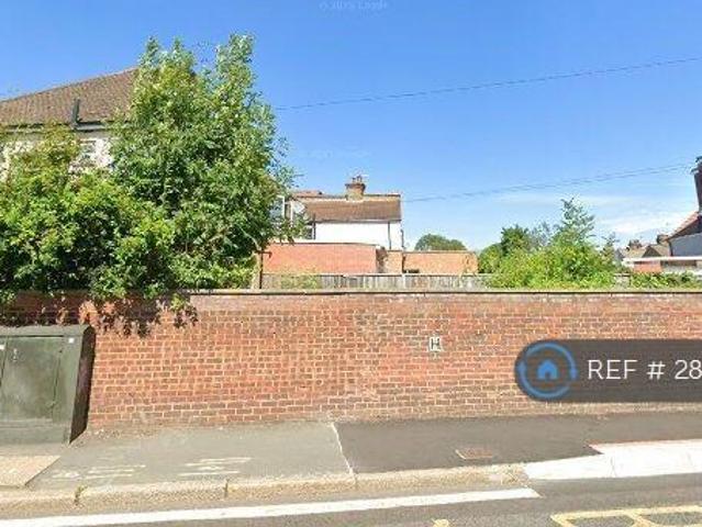 House at Euston Avenue, Watford