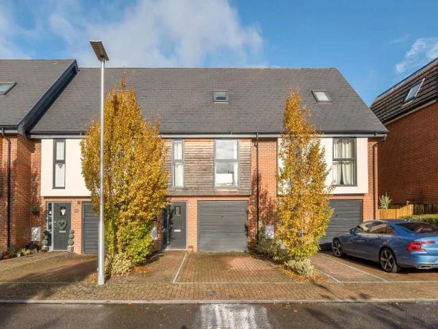 Apartment at Faircross Court, Thatcham