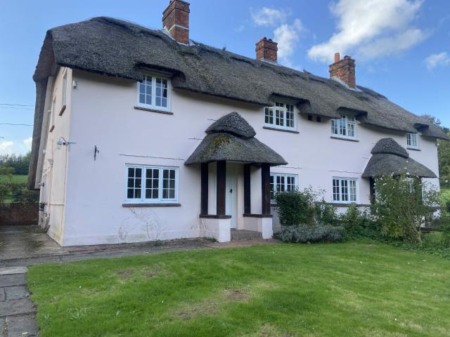 House at Farm Drive, Winchester