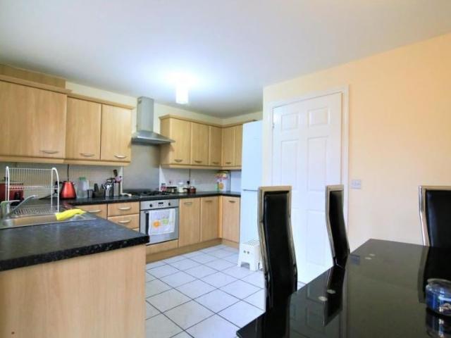 House at Farnborough Avenue, Rugby