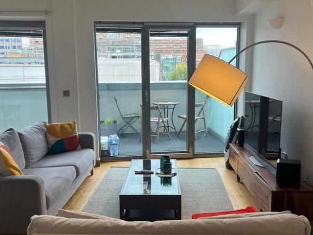 House at Farringdon Road, Greater London