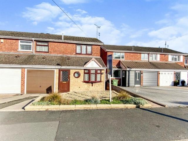 House at Featherstone Close, Nuneaton and Bedworth