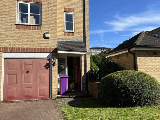House at Ferguson Close, Greater London