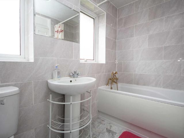 House at Fernhill Close, Bracknell