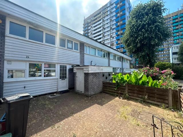 House at Ferraro Close, Greater London