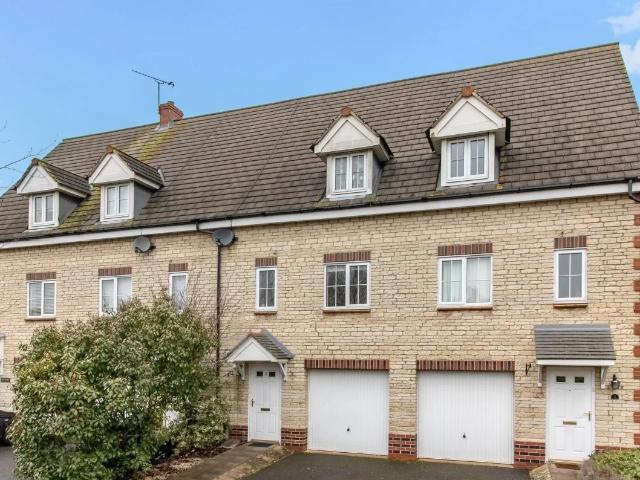 House at Fieldfare Close, Cherwell District