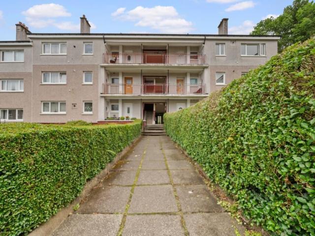 House at Fieldhead Drive, Glasgow