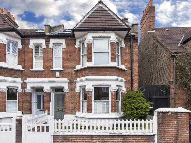 House at Fielding Road, Greater London