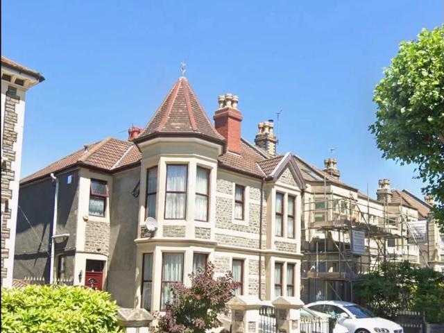 House at Fishponds Road, Bristol
