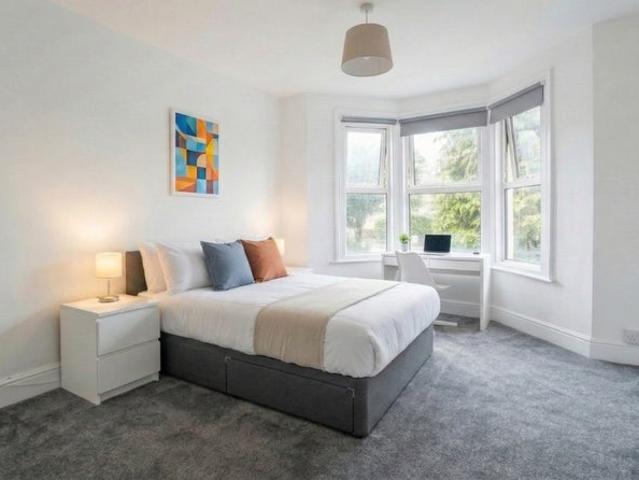 House at Fishponds Road, Bristol