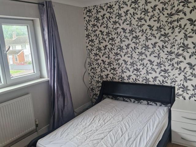 House at Fitchet Close, Crawley