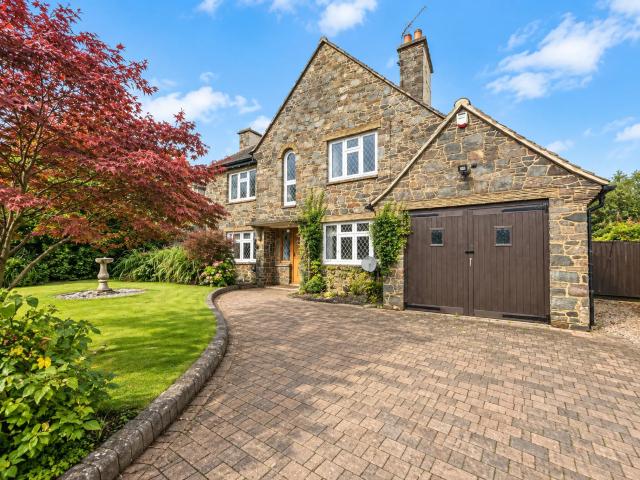 House at Forest Road, Charnwood
